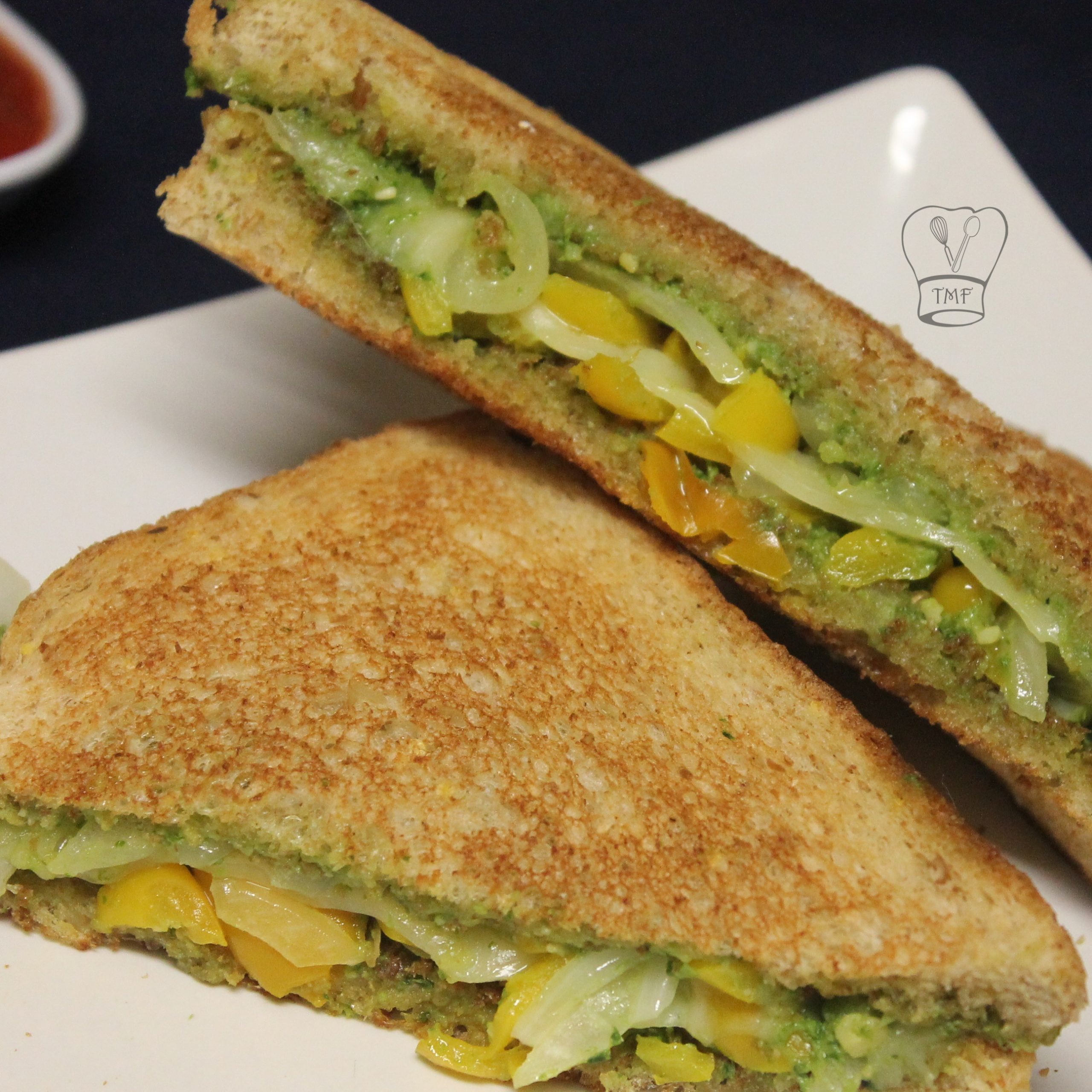 Pesto Sandwich | Pesto grilled cheese sandwich - Traditionally Modern Food