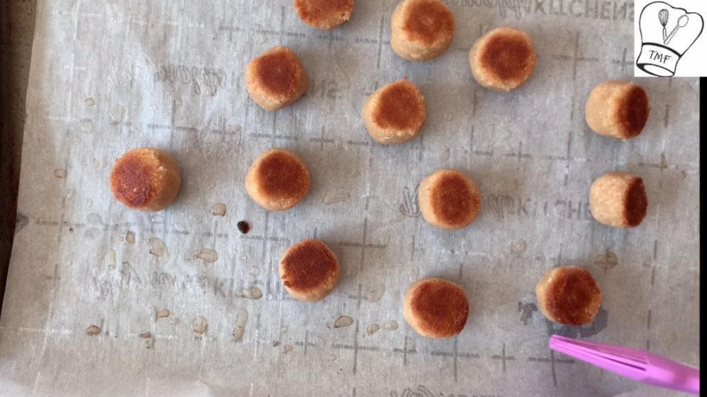 Baked Vella Seedai | Baked Sweet Seedai - Traditionally Modern Food