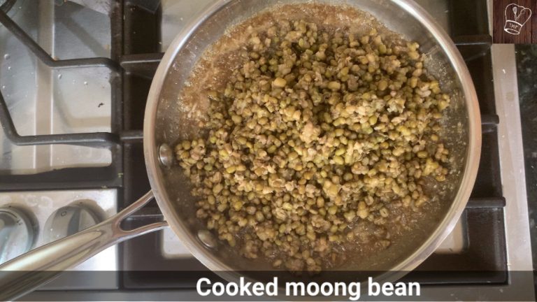 Pachai Payaru Vella Sundal | Green gram sweet sundal - Traditionally ...