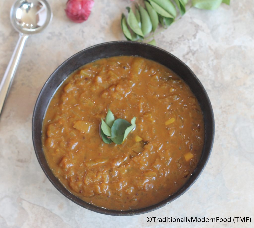 Vengaya Vatha Kuzhambu | onion Kara Kulambu - Traditionally Modern Food