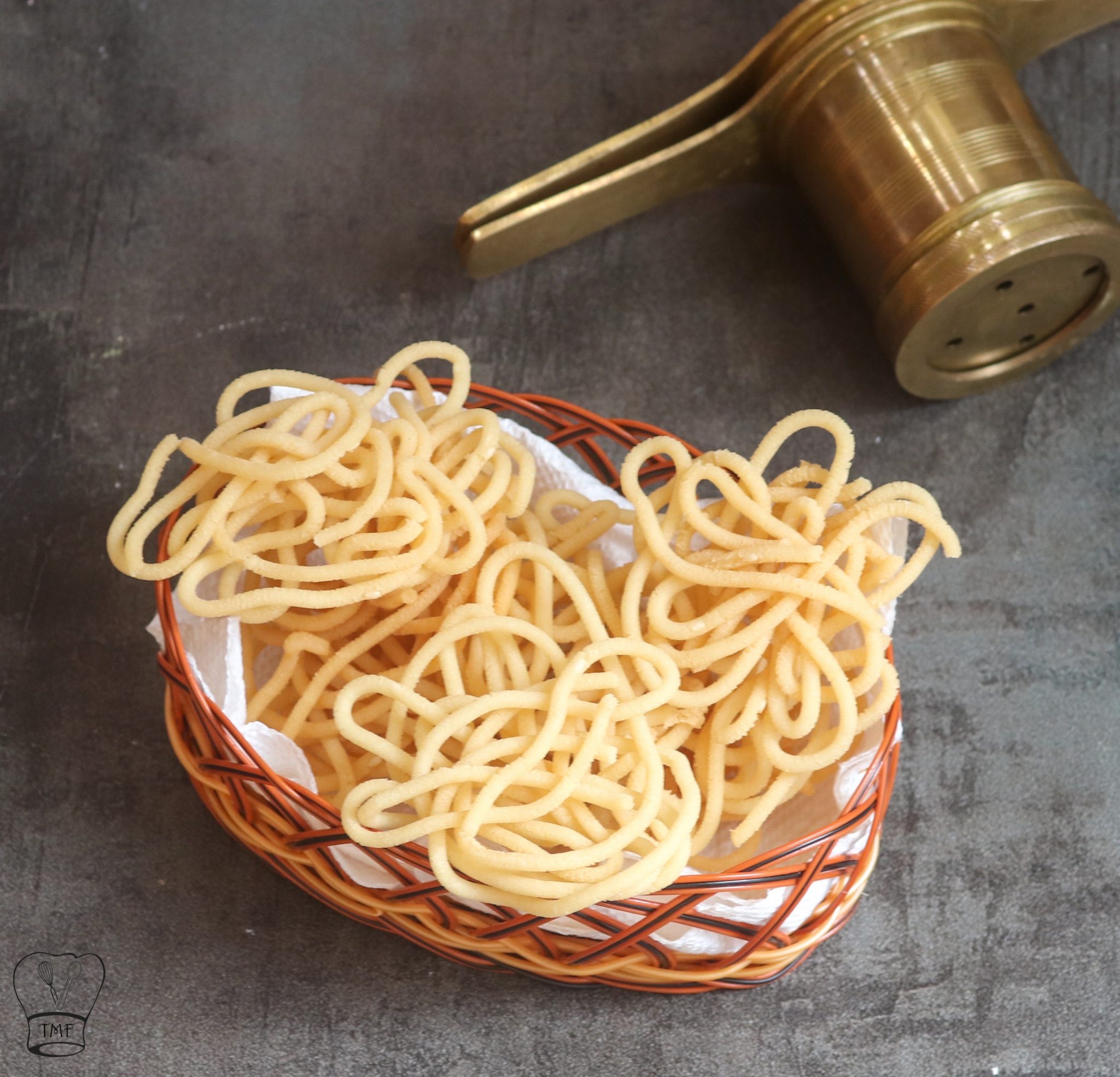 Thenkuzhal murukku | Thengozhal recipe - Traditionally Modern Food