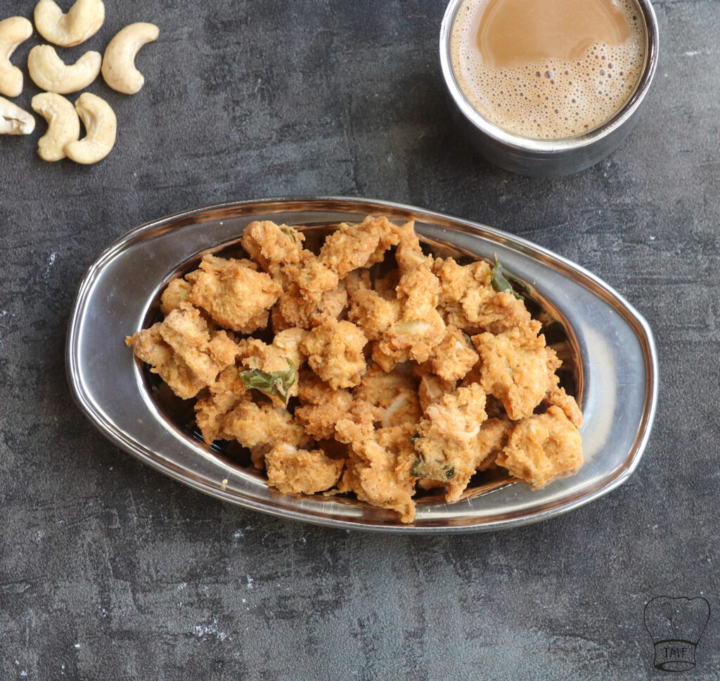 Cashew Pakoda | Munthiri pakoda - Traditionally Modern Food