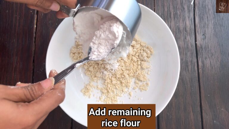 Cashew murukku | Mundhiri murukku - Traditionally Modern Food