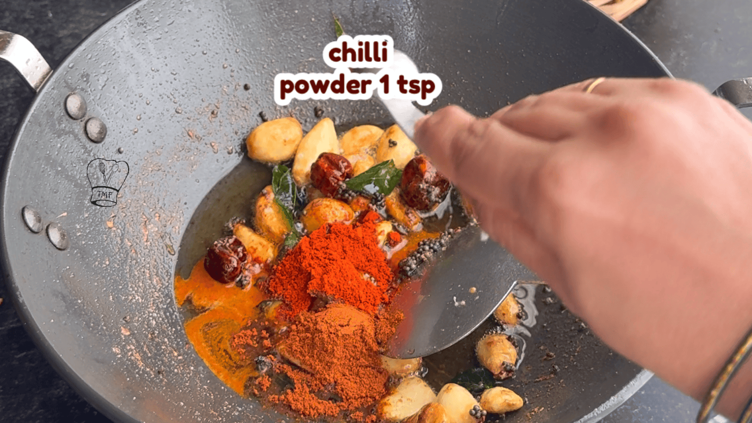 Andhra style Tomato garlic pickle | Thakkali poondu thokku ...