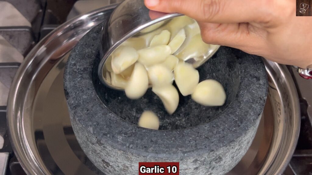 Tomato pickle | Thakkali oorugai - Traditionally Modern Food
