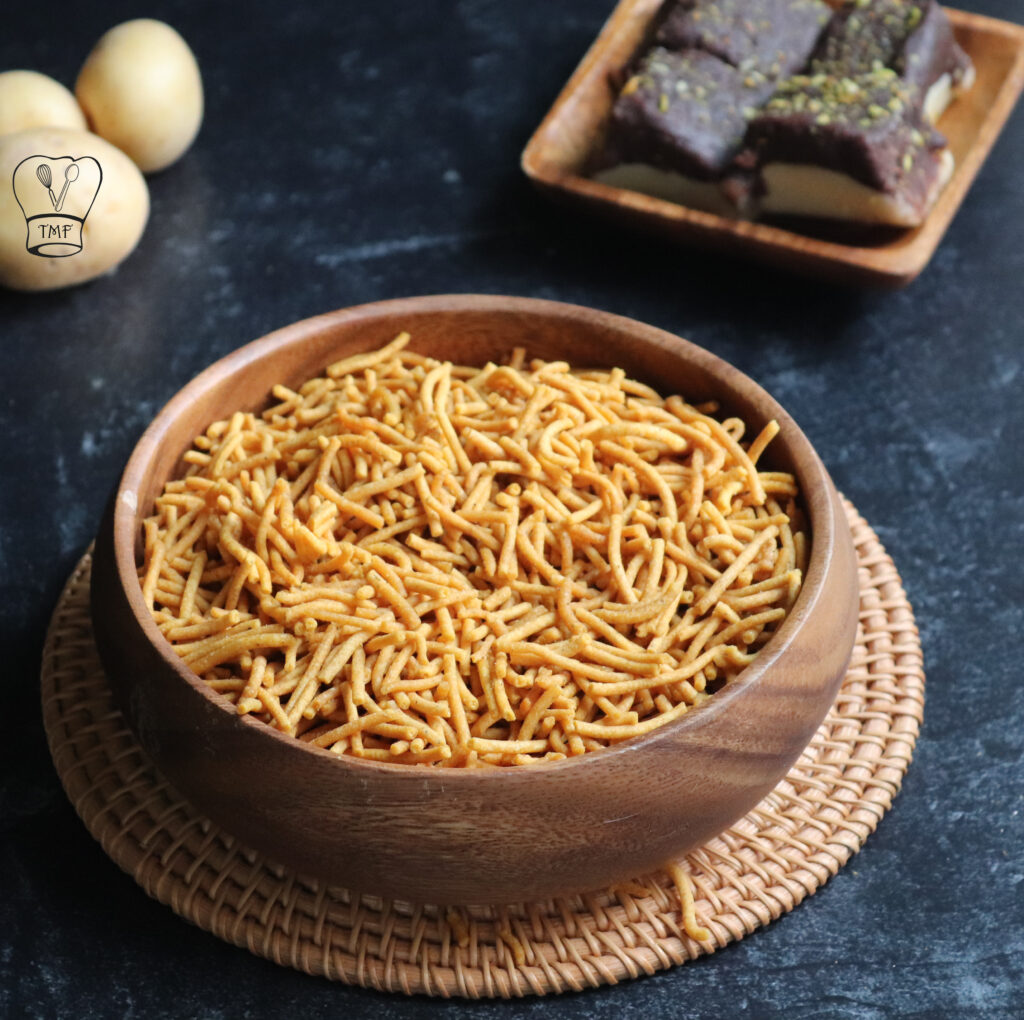 Aloo bhujia | Crispy Aloo sev - Traditionally Modern Food
