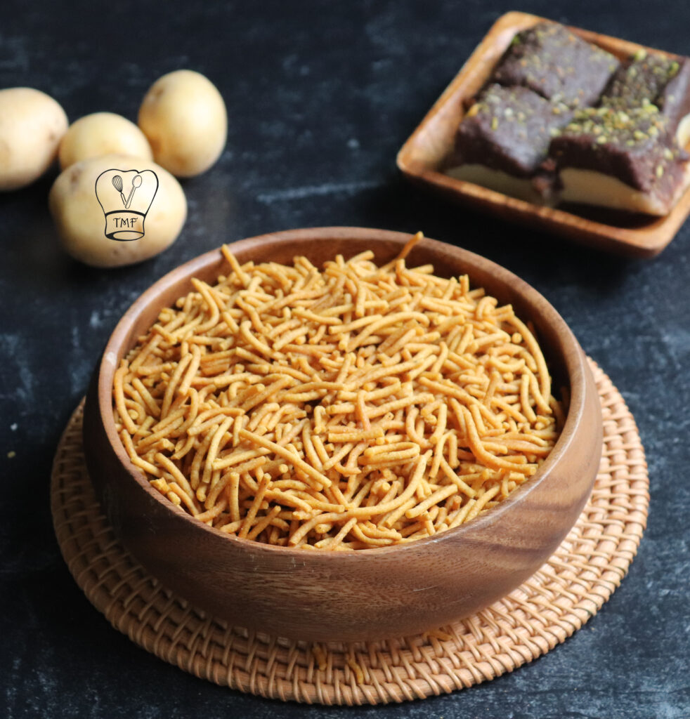 Aloo bhujia | Crispy Aloo sev - Traditionally Modern Food