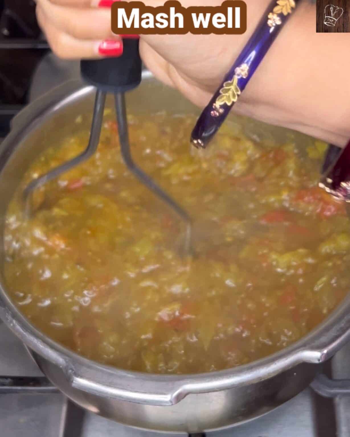 Kathirikai Kadayal | brinjal kadayal | kathirika masiyal ...