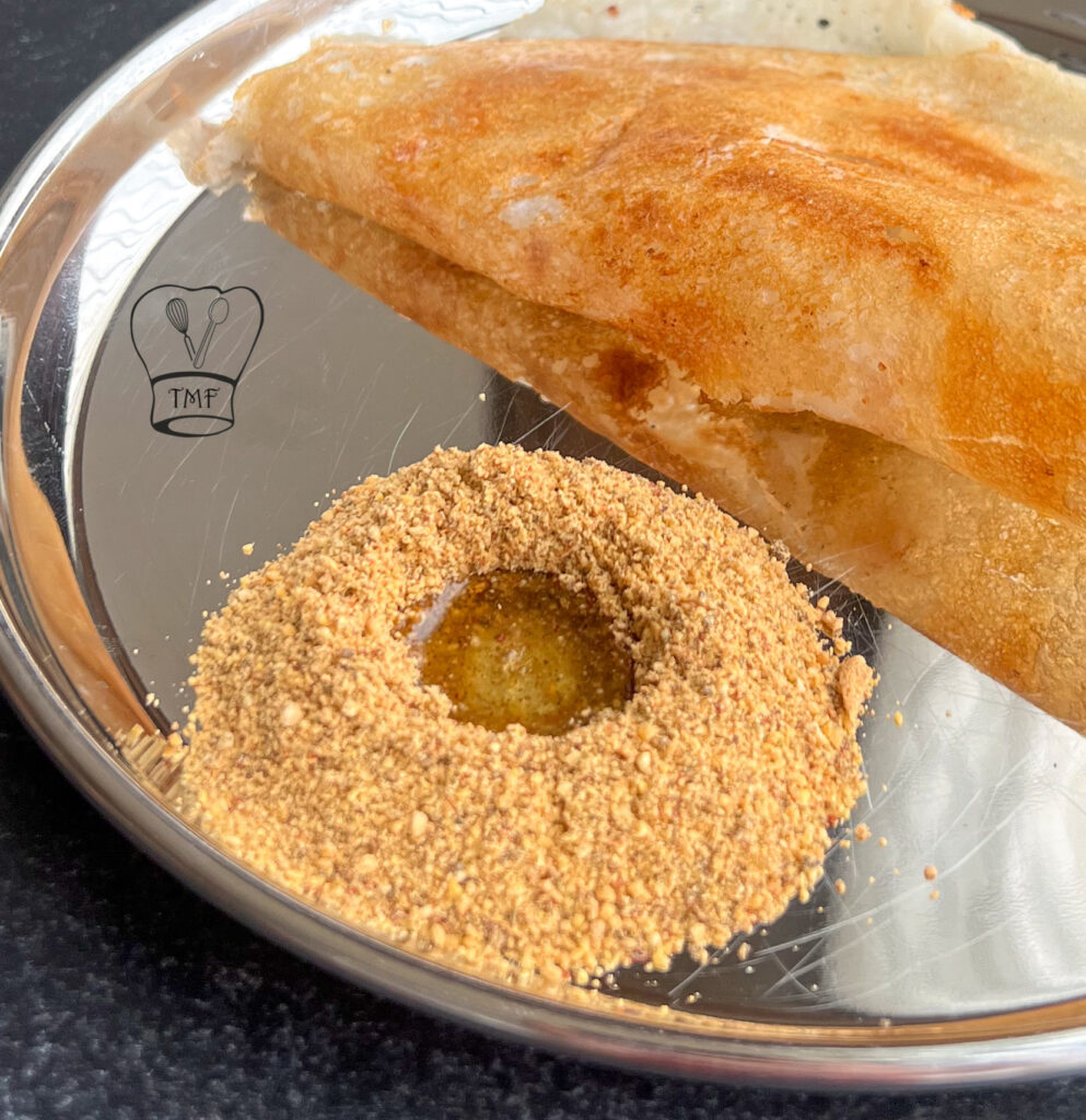 Pachai payaru paruppu podi | Green gram idli podi - Traditionally ...