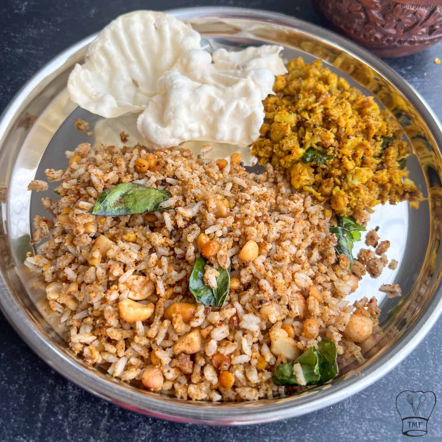 Pachai payaru paruppu podi | Green gram idli podi - Traditionally ...