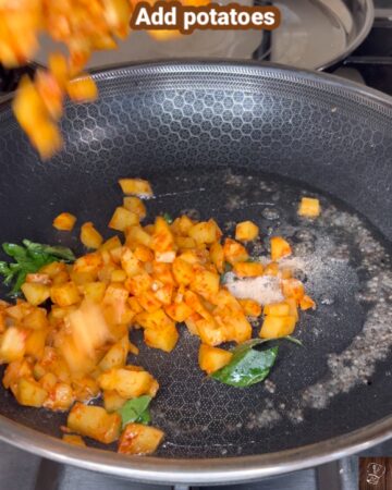 Crispy potato fry | aloo fry | urulai kara kar - Traditionally Modern Food