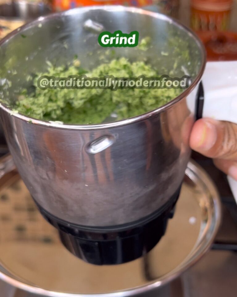 Pachai Pattani Sundal | green peas Sundal - Traditionally Modern Food